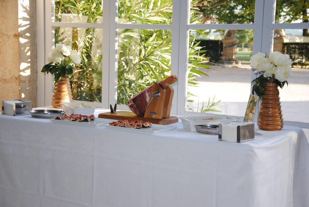 Château d'Alphéran buffet mariage traiteur La Table de Charlotte ...